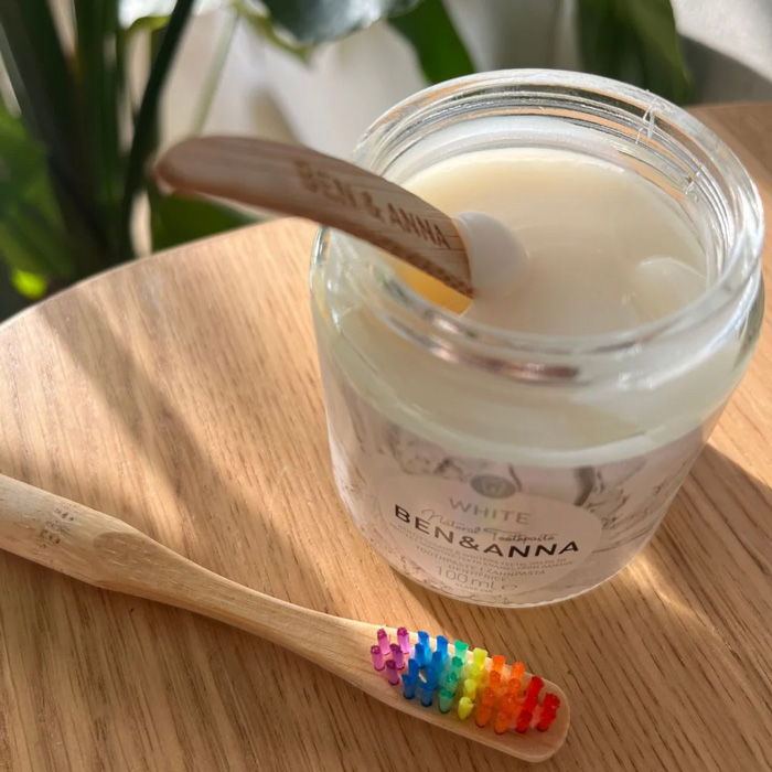 Natural Toothpaste Krukka White with Fluoride - Reinfann